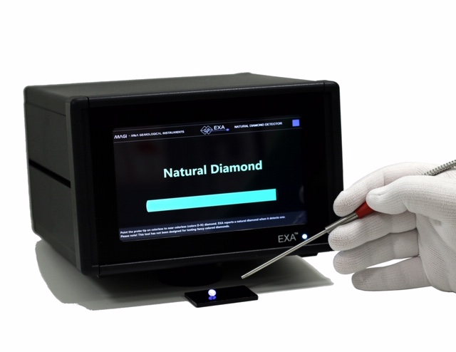 Strumentazione gemmologica del laboratorio - Gem-Tech Istituto Gemmologico